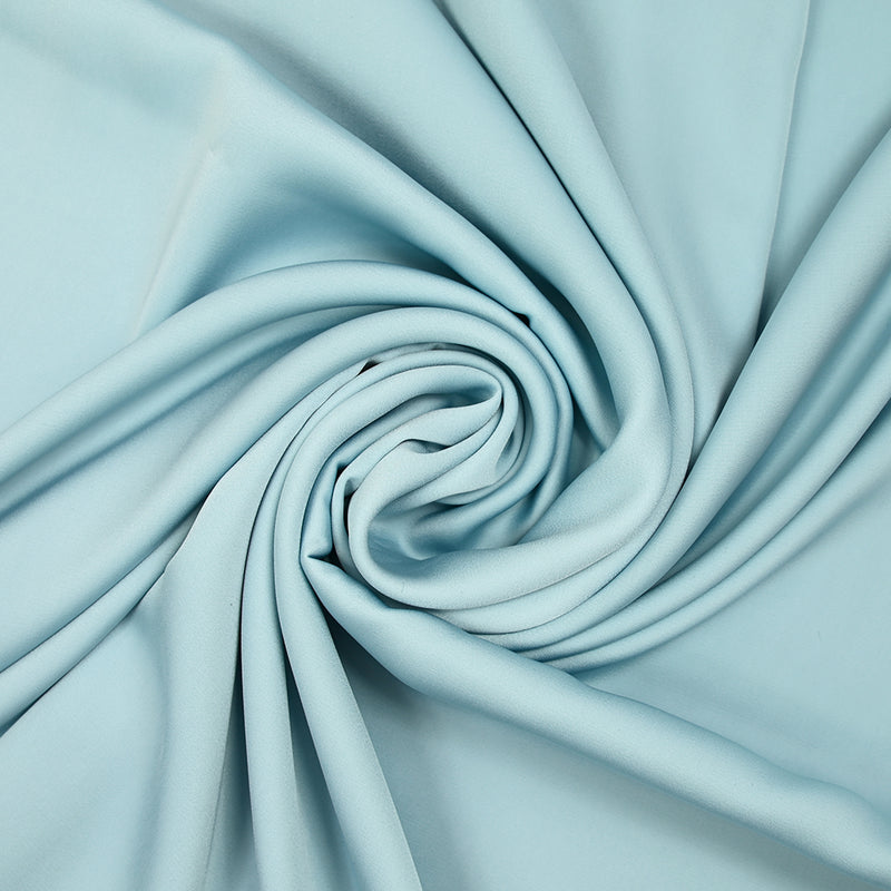 Satin de polyester léger bleu ciel – Les Coupons de Saint-Pierre